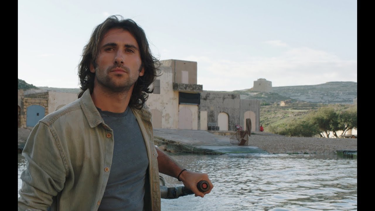 Trailer du film The Boat, The Boat Bande-annonce VO - CinéSérie